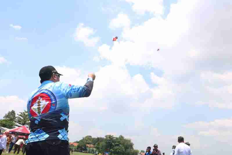 Dibuka Wali Kota, Lomba Layangan Adu Diramaikan 256 Peserta - BEENEWS.ID