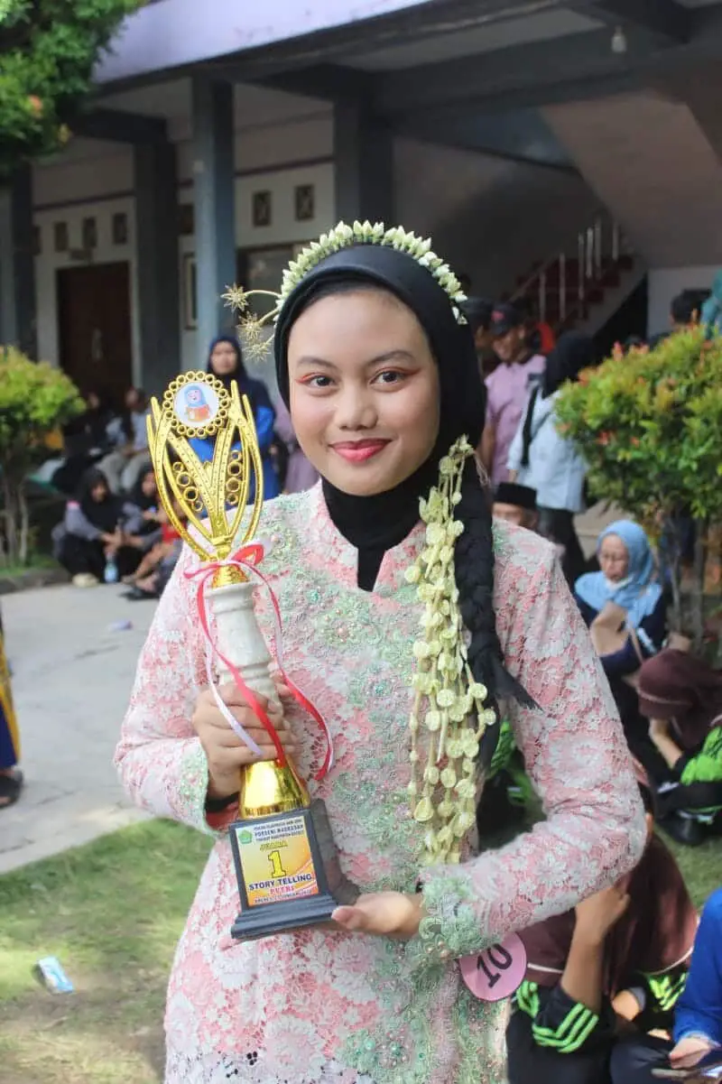 Safanina Altasanee Abdira, Siswi MTs N 2 Brebes Borong Piala Porseni ...