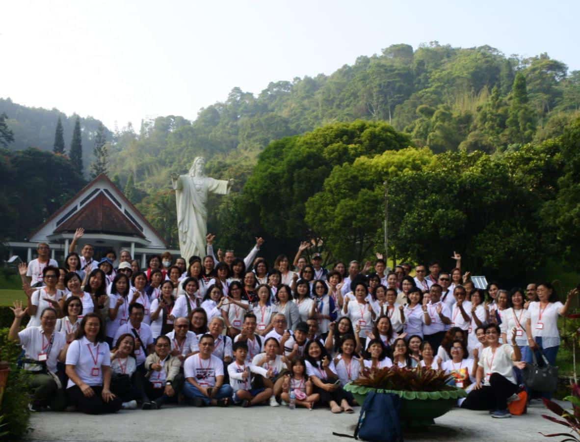 Kedamaian dan Suasana Alam yang Tenang di Lembah Karmel Cikanyere ...